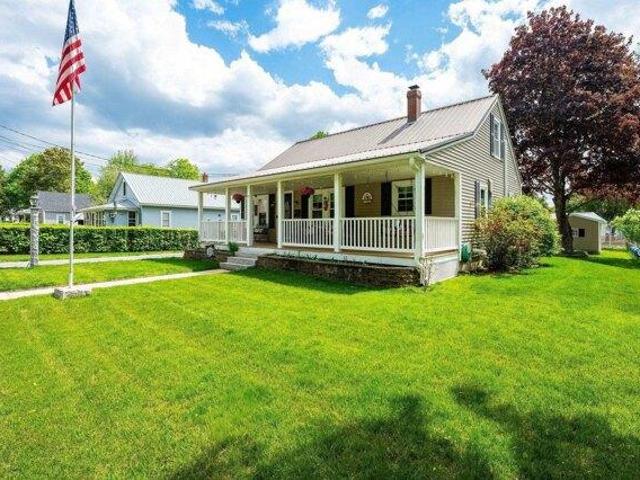 house with 2 bedroom, Rochester NH ES103033309