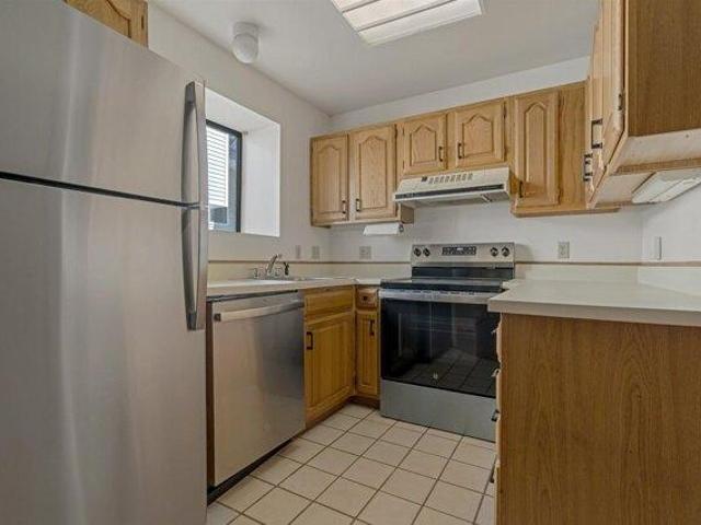 house with 2 bedroom, Rochester NH ES104567345