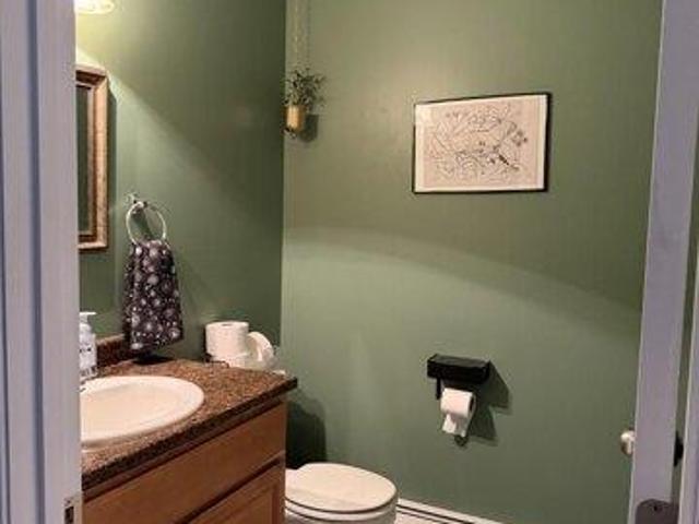 house with 2 bedroom, Rochester NH ES104042655