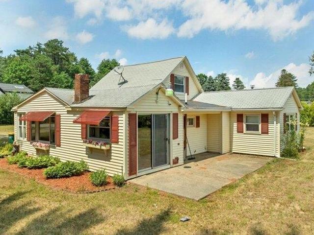 house with 2 bedroom, Rochester NH ES105144000