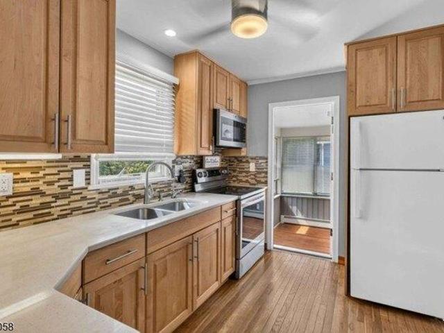 house with 2 bedroom, Rockaway NJ ES105175476