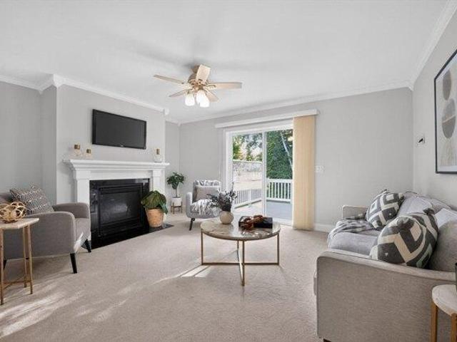 house with 2 bedroom, Rockland MA ES104848579