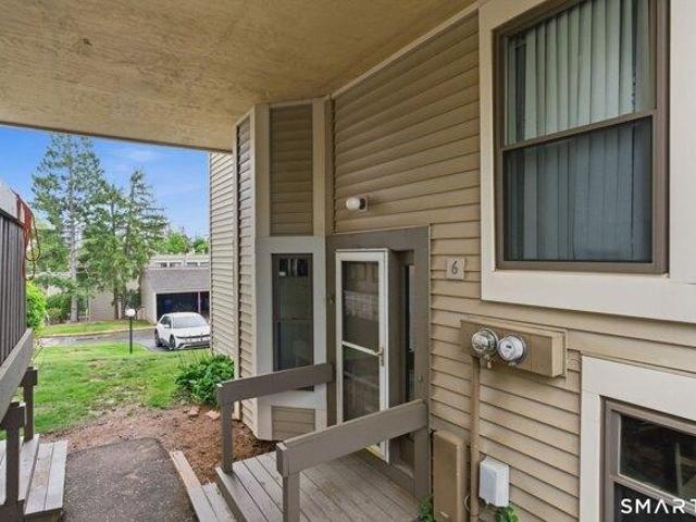 house with 2 bedroom, Rocky Hill CT DLS103100965