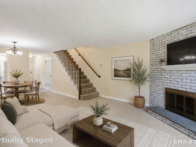 house with 2 bedroom, Rocky Hill CT ES104237558