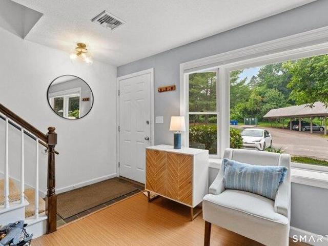 house with 2 bedroom, Rocky Hill CT ES105123844