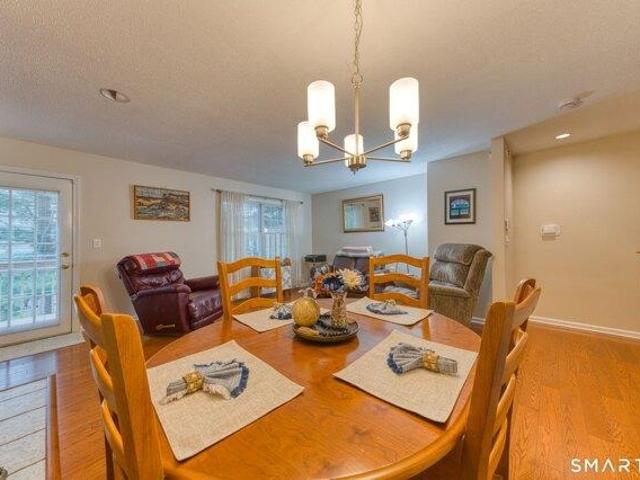 house with 2 bedroom, Rocky Hill CT ES105172391