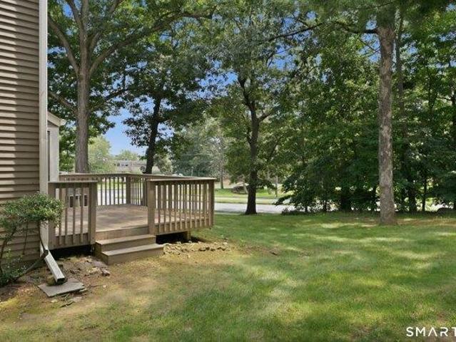 house with 2 bedroom, Rocky Hill CT ES105190357