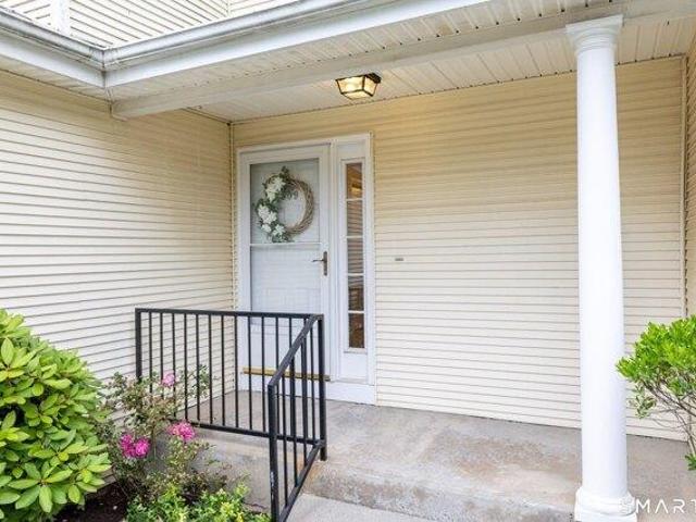 house with 2 bedroom, Rocky Hill CT ES103436352