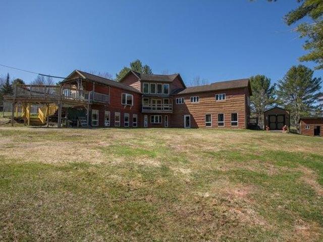 house with 2 bedroom, Rumford ME DLS103097700