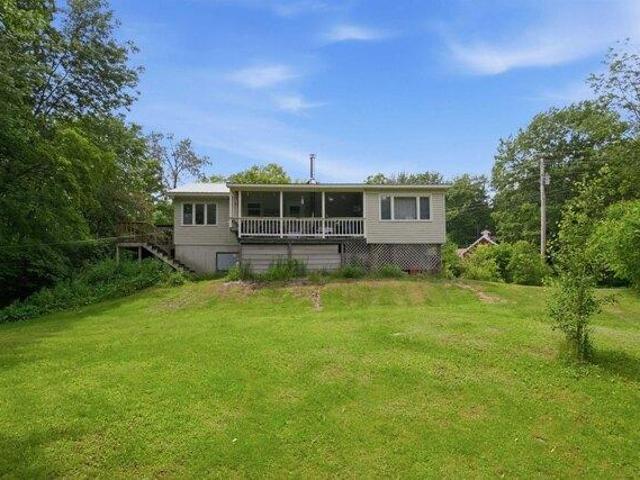 house with 2 bedroom, Rumney NH DS104079255