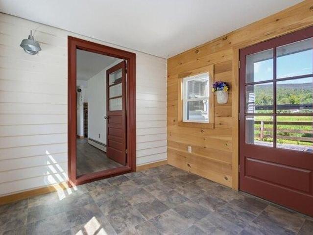 house with 2 bedroom, Rumney NH ES104848162
