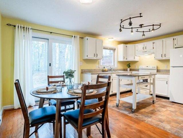 house with 2 bedroom, Scarborough ME ES104010035