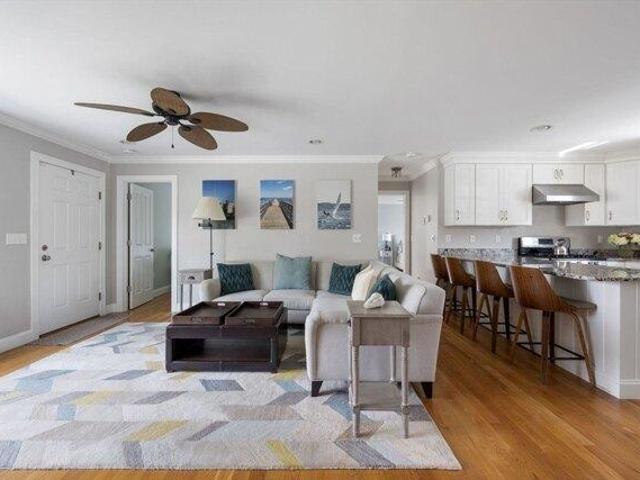 house with 2 bedroom, Scituate MA ES103436273