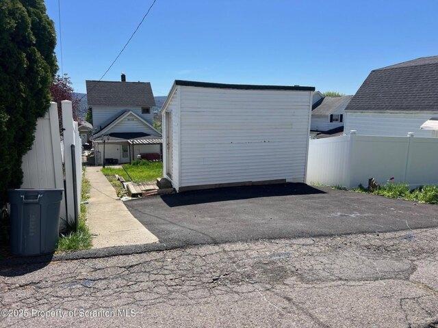 house with 2 bedroom, Scranton PA ES104905302