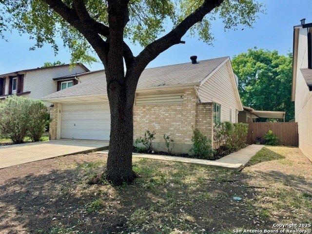 house with 2 bedroom, San Antonio TX DS90857275