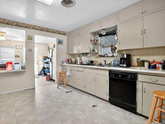 house with 2 bedroom, San Antonio TX ES103500678