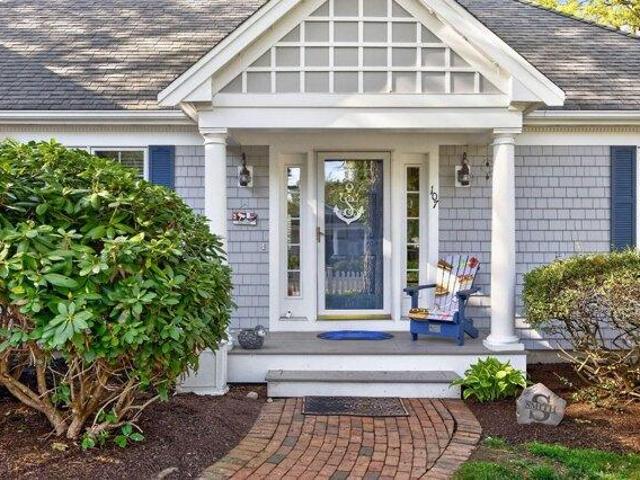 house with 2 bedroom, Sandwich MA DS103498526