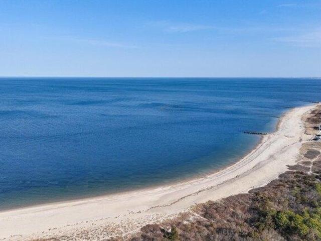 house with 2 bedroom, Sandwich MA ES104114500