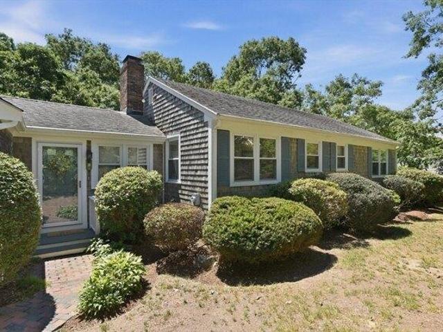house with 2 bedroom, Sandwich MA ES104266141