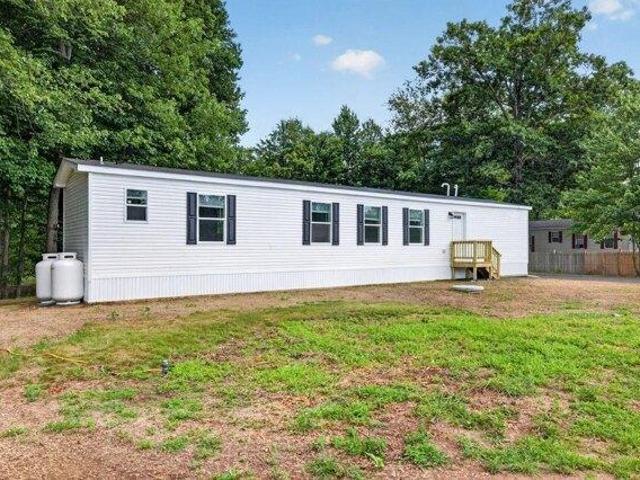 house with 2 bedroom, Sanford ME ES104609237