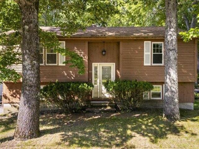 house with 2 bedroom, Sanford ME ES104790108