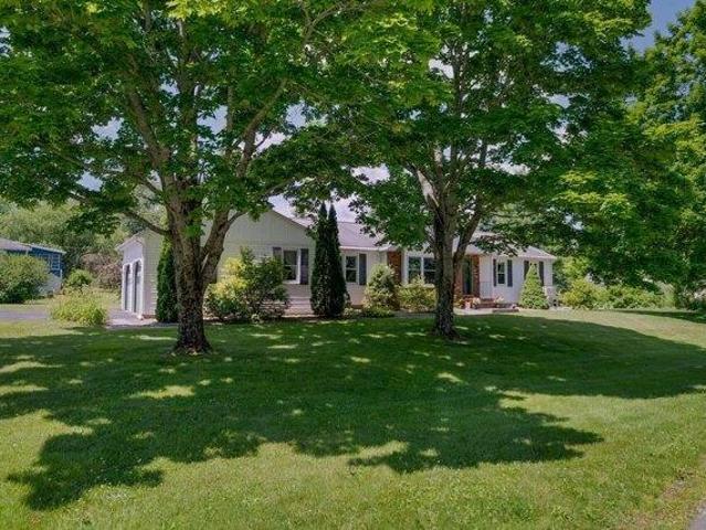 house with 2 bedroom, Saco ME DS104114326