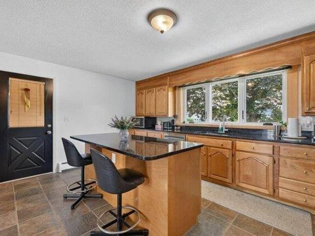 house with 2 bedroom, Saco ME ES105174154