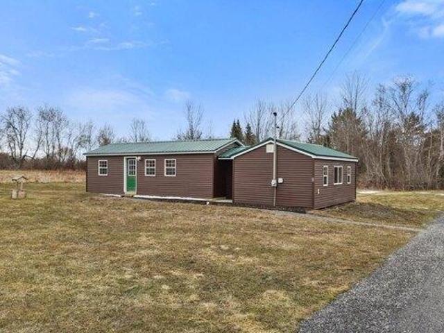 house with 2 bedroom, Saint Albans ME DS101782246