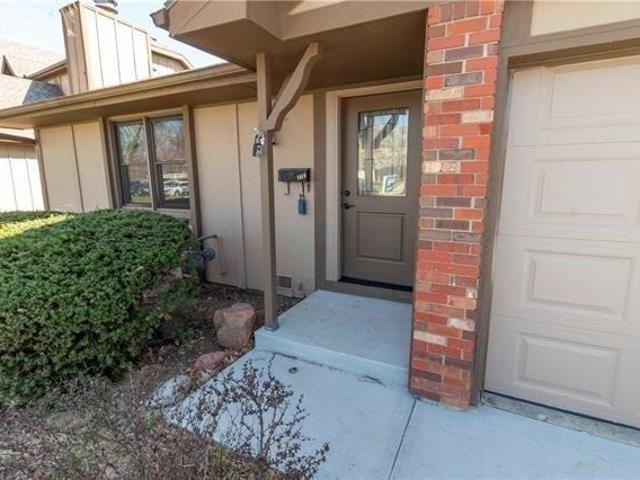 house with 2 bedroom, Saint Joseph MO DS88247297