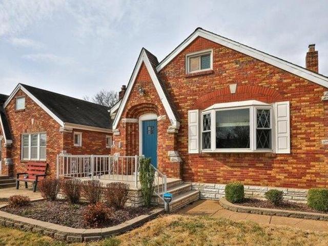 house with 2 bedroom, Saint Louis MO DLS88247328