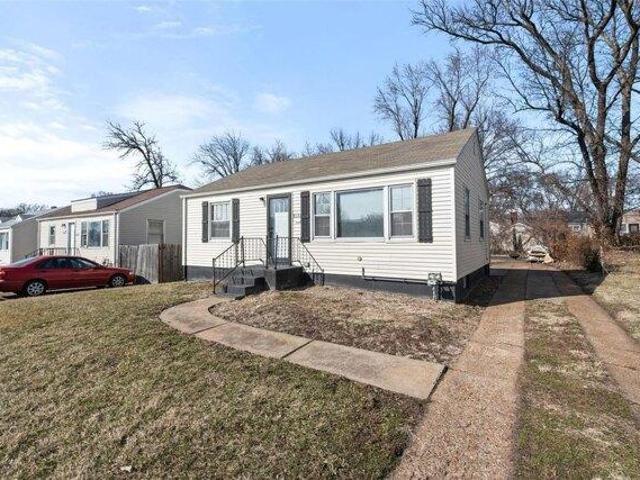 house with 2 bedroom, Saint Louis MO DS88421860