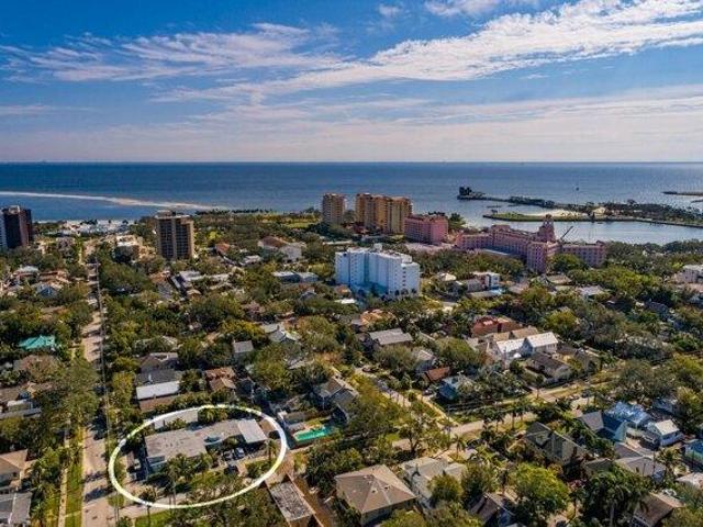 house with 2 bedroom, Saint Petersburg FL DS92148767