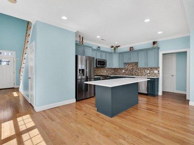 house with 2 bedroom, Salisbury MA ES104295920