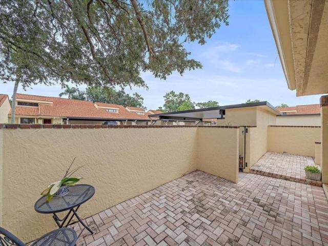 house with 2 bedroom, Sarasota FL DS102399217