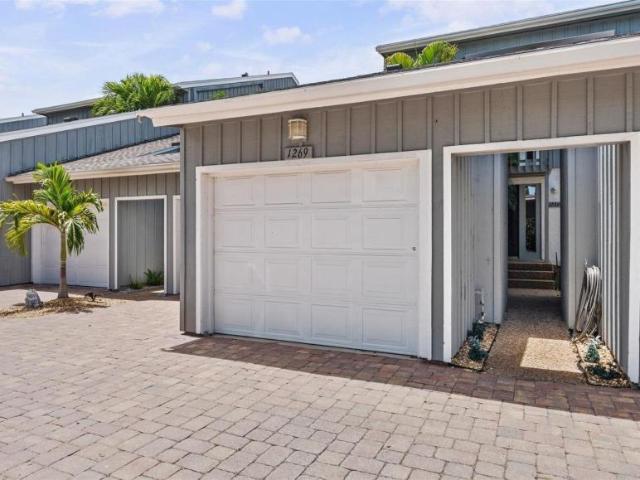 house with 2 bedroom, Sarasota FL DS102659523