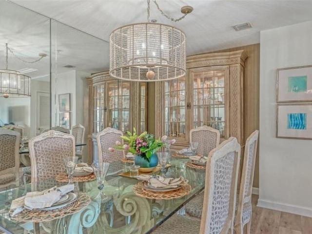 house with 2 bedroom, Sarasota FL DS102659917