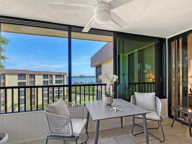house with 2 bedroom, Sarasota FL DS102660047