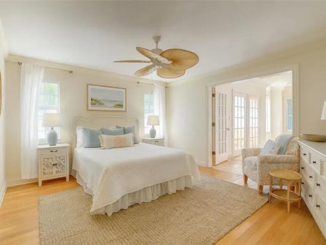 house with 2 bedroom, Sarasota FL ES102715786