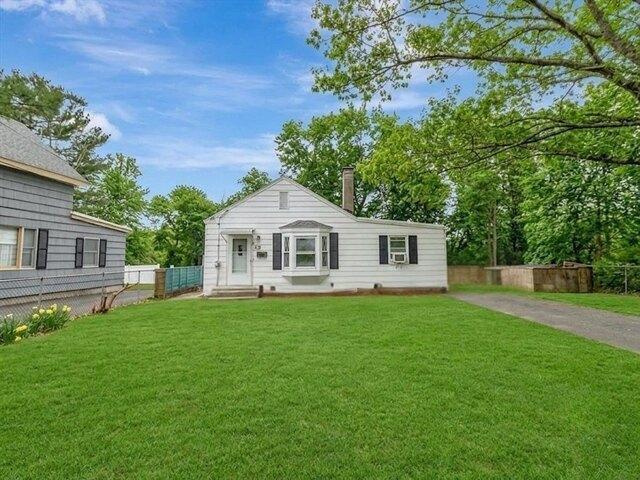 house with 2 bedroom, Saugus MA ES105144277