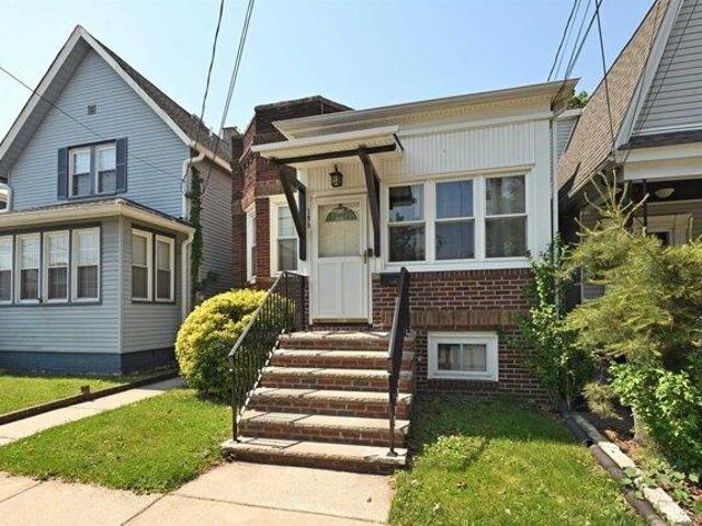 house with 2 bedroom, Secaucus NJ DS104375587
