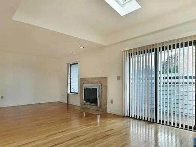 house with 2 bedroom, Secaucus NJ ES103189710