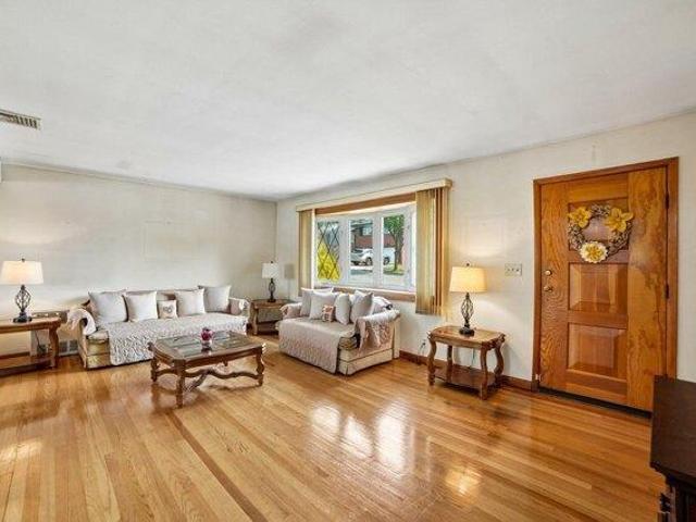 house with 2 bedroom, Secaucus NJ ES105157332