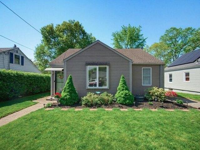 house with 2 bedroom, Seekonk MA DS102761804