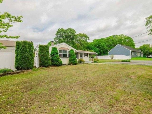 house with 2 bedroom, Seekonk MA ES104045246