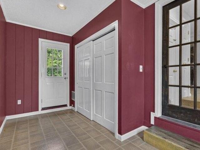 house with 2 bedroom, Seekonk MA ES104851319