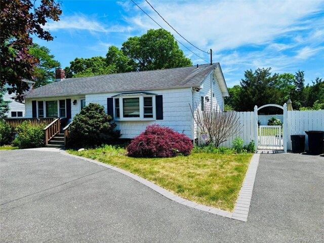 house with 2 bedroom, Selden NY DS103605550