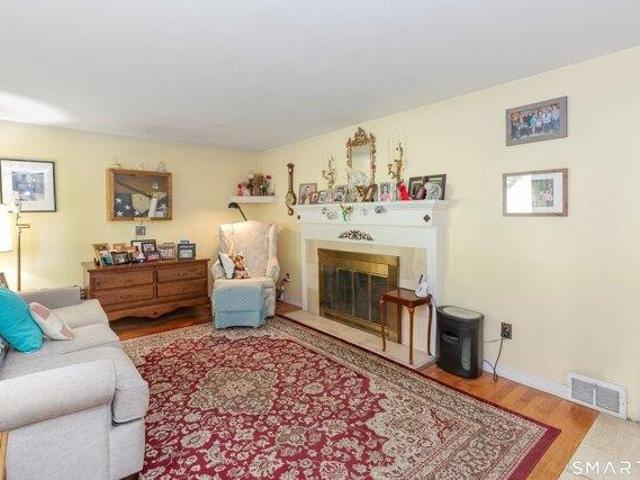 house with 2 bedroom, Seymour CT DS104297985