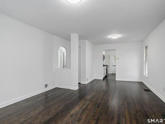house with 2 bedroom, Seymour CT ES103161597
