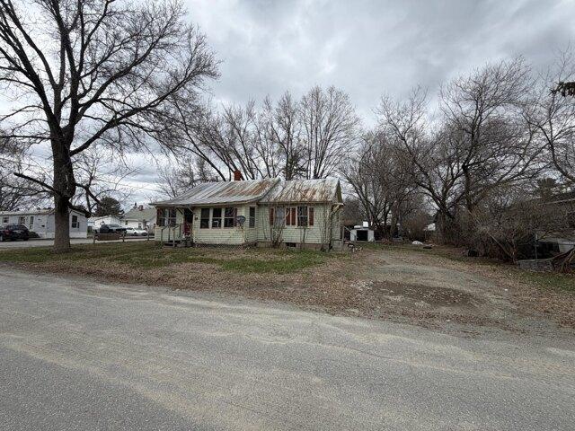 house with 2 bedroom, Skowhegan ME DS102480072