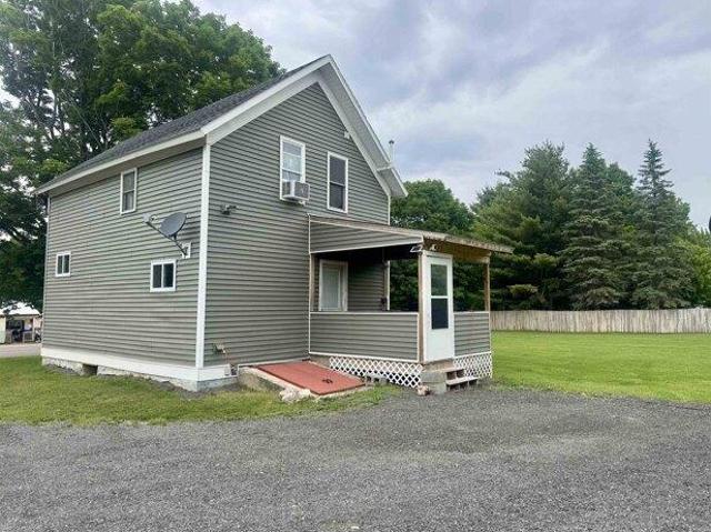 house with 2 bedroom, Shelburne VT ES104906593